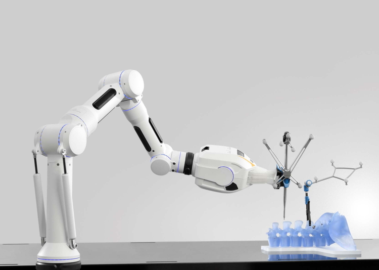 ブレインラボ株式会社「Cirq®ロボットアームシステム」販売開始 – ROBOT MEDIA
